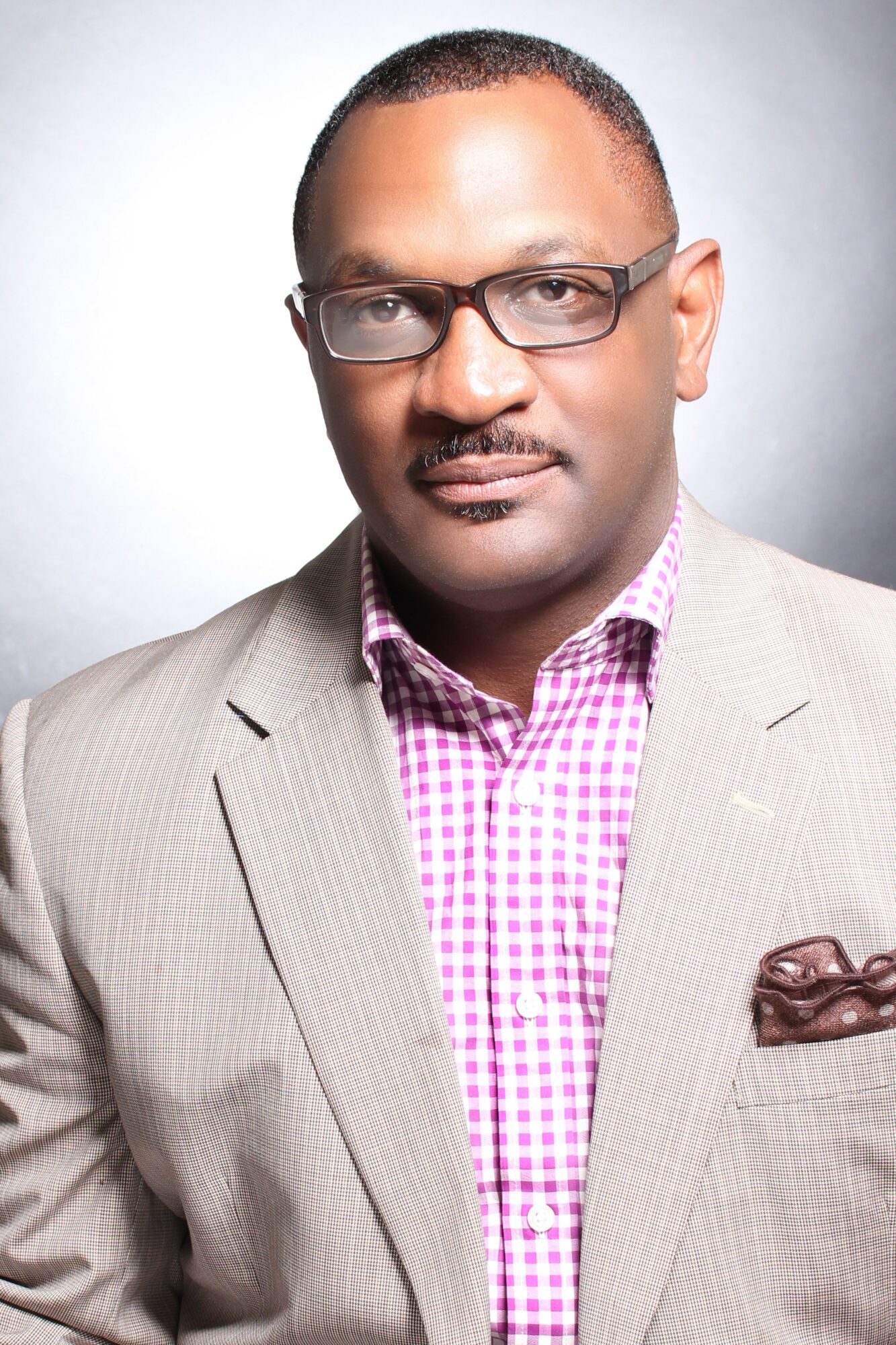 Hidden Gems: Meet Lennard James of ENZO ENTERTAINMENT - Voyage Memphis ...