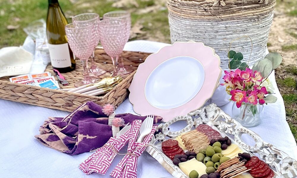 Hidden Gems: Meet Laurie Ellis - Voyage Memphis Magazine