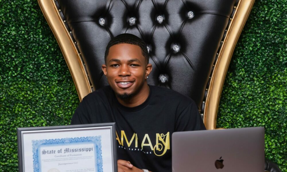 Meet Jamian Sanders of Jhairexperience - Voyage Memphis Magazine
