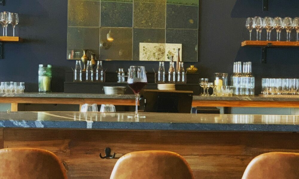 Hidden Gems: Meet Kate Ashby of Knifebird Wine Bar – Voyage Memphis ...