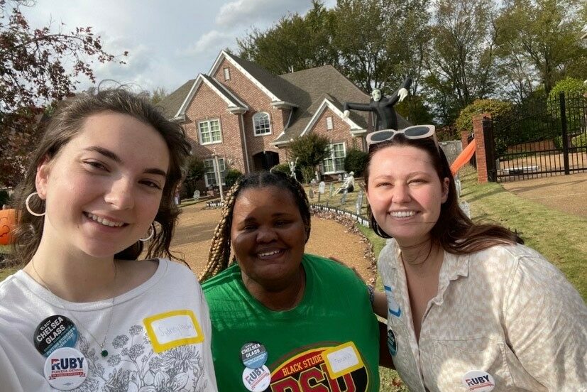 Meet Farrah Renfroe - Voyage Memphis Magazine