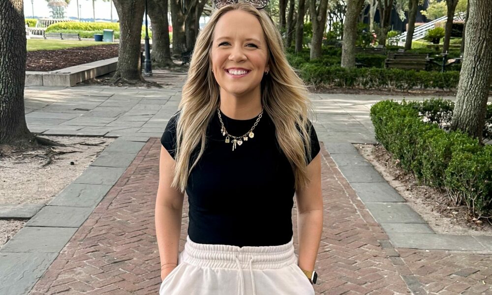 Community Highlights: Meet Kaitlyn Mitchell of Lovely Links. - Voyage ...