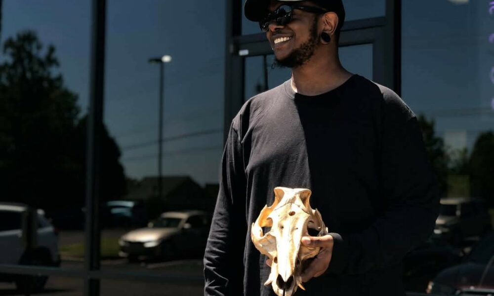 Life & Work with Reggie Williams Jr. of Memphis – Voyage Memphis Magazine