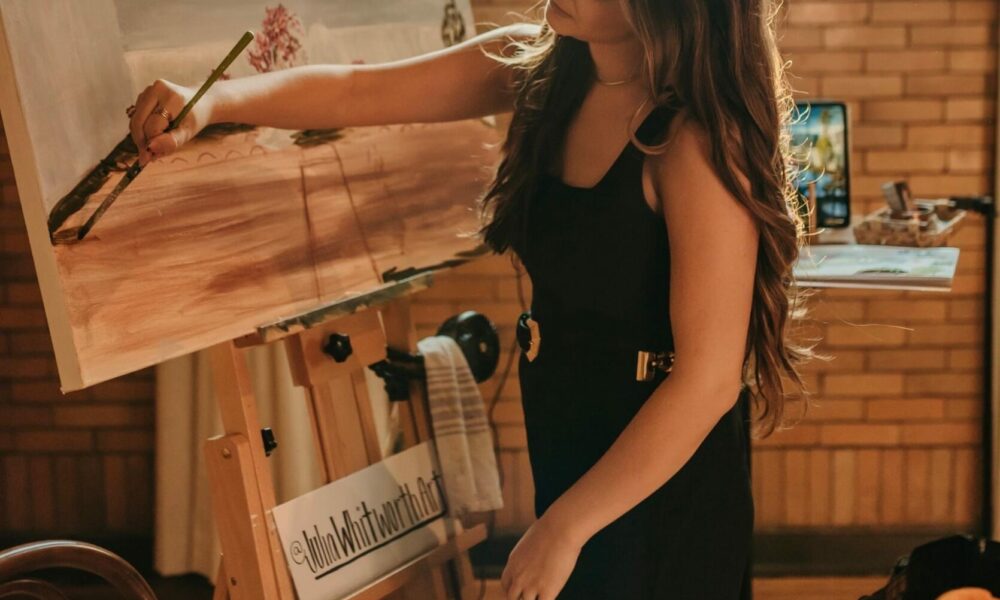 Check Out Julia Whitworth’s Story – Voyage Memphis Magazine