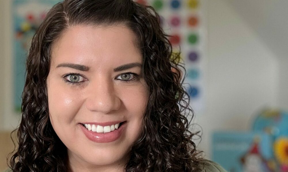 Meet Claudia Hurst-Vásquez of Bilingual Beginning - Voyage Memphis Magazine